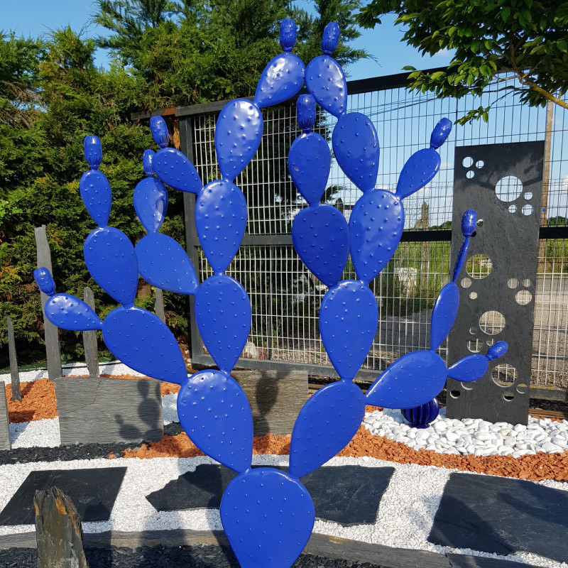Sculpture en Métal, Pierre Naturelle ou Marbre - Fer et Pierre