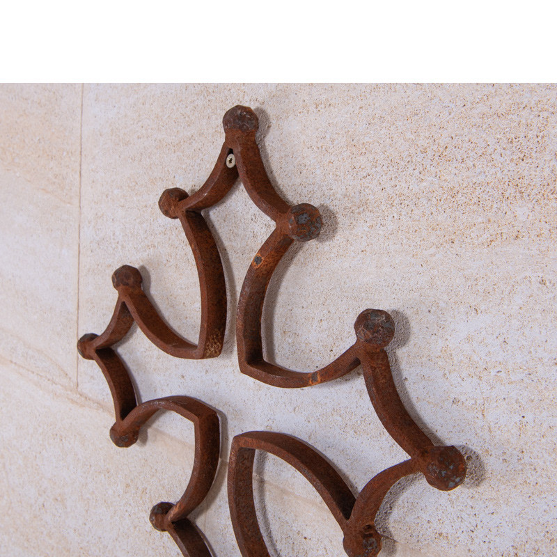 Croix occitane en fer forgé - Fabrication artisanale - Fer et Pierre